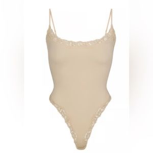 SKIMS | Tops | Skims Fits Everybody Corded Lace Cami Bodysuit In Sand S ...